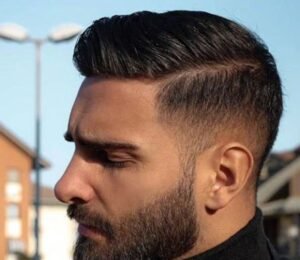 Classic 25 Comb Over Haircuts for Men in 2025: Tips & Trends